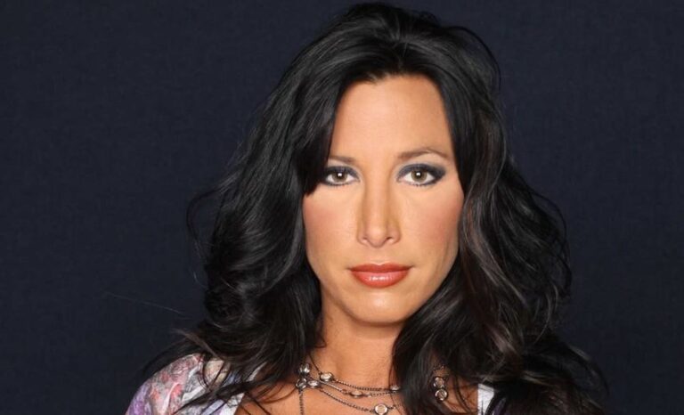 Lezley Zen Biography/Wiki, Age, Height, Career, Photos & More