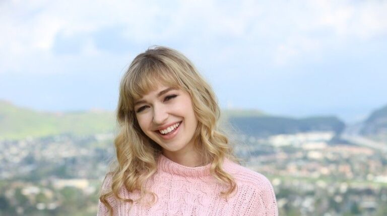 Mackenzie Moss Biography/Wiki, Age, Height, Career, Photos & More