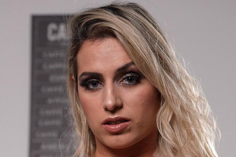 Mia Linz Biography/Wiki, Age, Height, Career, Photos & More