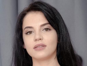 Sofi Li Biography/Wiki, Age, Height, Career, Photos & More