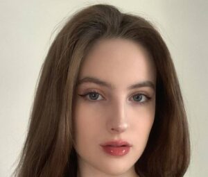 Anny Walker Biography/Wiki, Age, Height, Career, Photos & More