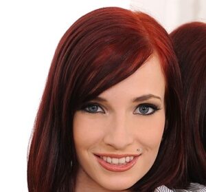 Leila Smith Biography/Wiki, Age, Height, Career, Photos & More