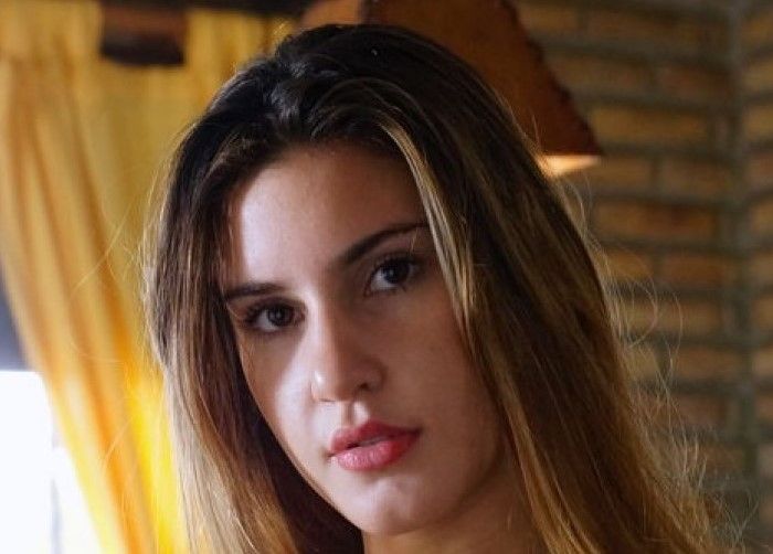 Camila Ostende Biography/Wiki, Age, Height, Career, Photos & More