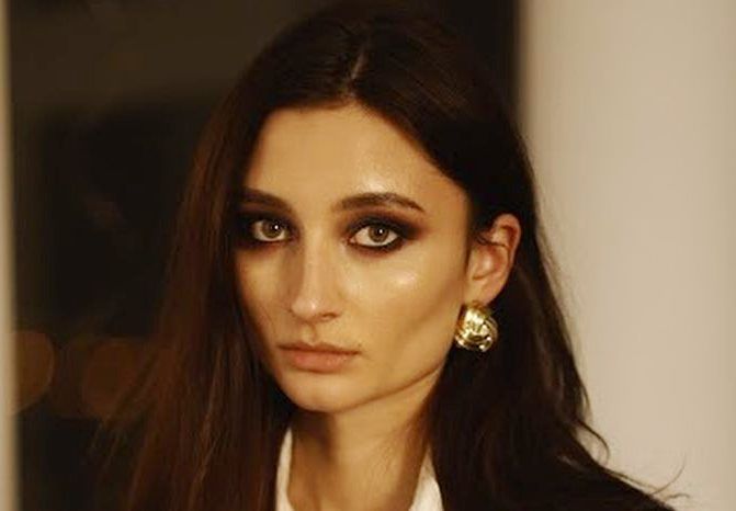 Ave Estel Biography/Wiki, Age, Height, Career, Photos & More