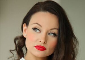 Carla Brown Biography/Wiki, Age, Height, Career, Photos & More