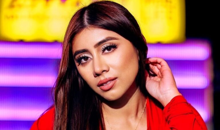 Violet Myers Biography/Wiki, Age, Height, Career, Photos & More