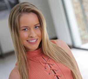 Lilly Ford Biography/Wiki, Age, Height, Career, Photos & More