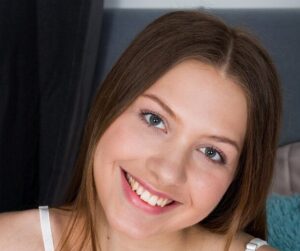 Agnesa Si Biography/Wiki, Age, Height, Career, Photos & More