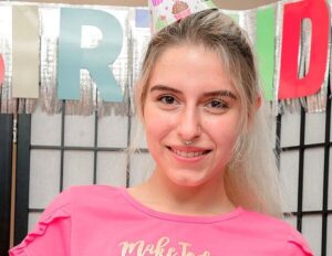 Chloe Kreams Biography/Wiki, Age, Height, Career, Photos & More