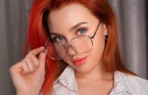 Honey Sasha Biography/Wiki, Age, Height, Career, Photos & More