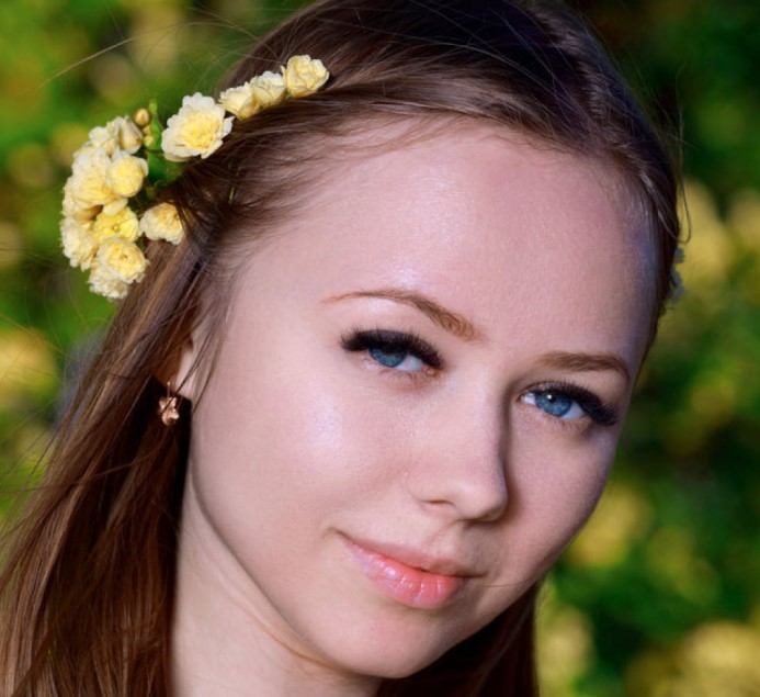 Julia Sweet Biography/Wiki, Age, Height, Career, Photos & More