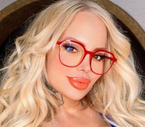 Sabrina Sabrok Biography/Wiki, Age, Height, Career, Photos & More